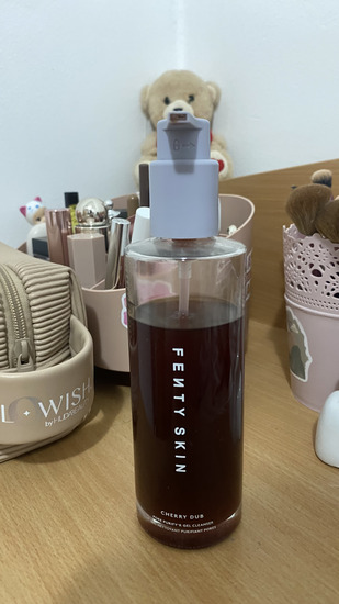 Fenty Skin cherry dub cleanser