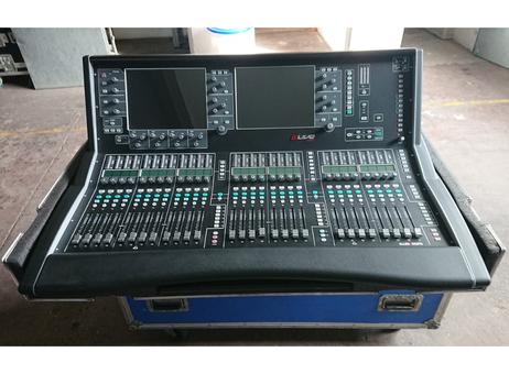 Allen & Heath dLive S5000 и DM64 MIX Rack пакет