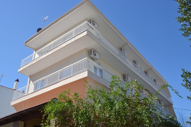 Vila Eleni 1, Hanioti Halkidiki
