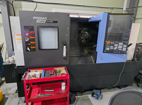 CNC strug Doosan Puma GT 2100