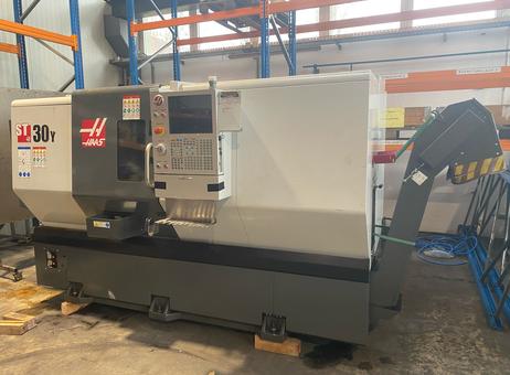 CNC strug HAAS ST-30Y