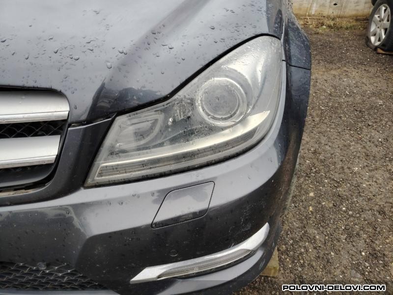 Mercedes C Far Levi W204 Svetla I Signalizacija