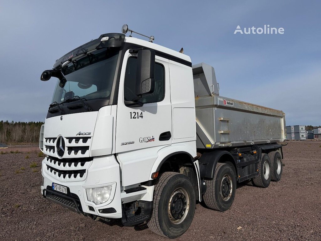 Prodaje se Mercedes-Benz Arocs 3258 - 8x4 tippbil med Istrail påbygg og VBG hengerfeste kiper na aukciji