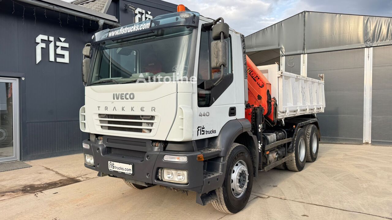 IVECO TRAKKER AD260T44 kiper