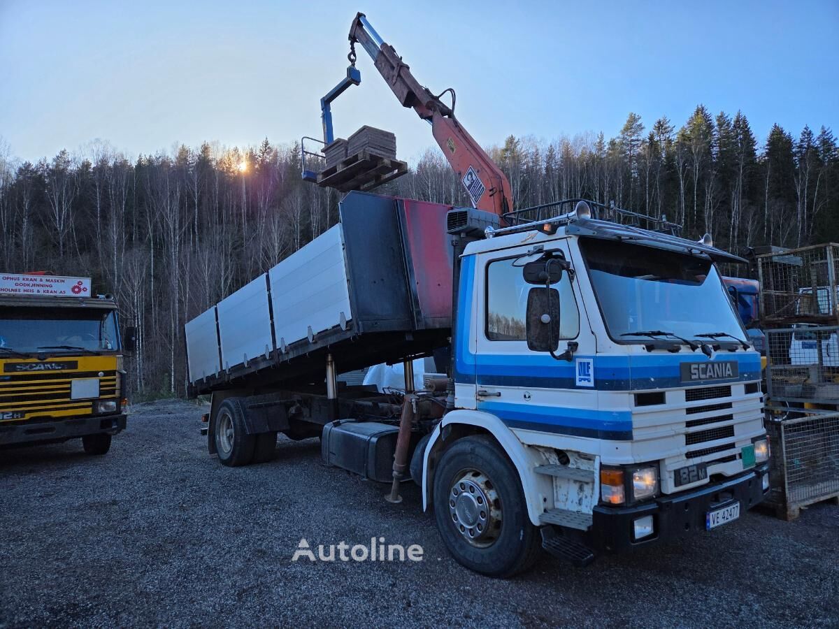 Prodaje se Scania P82M4X2LS54KKL kiper na aukciji
