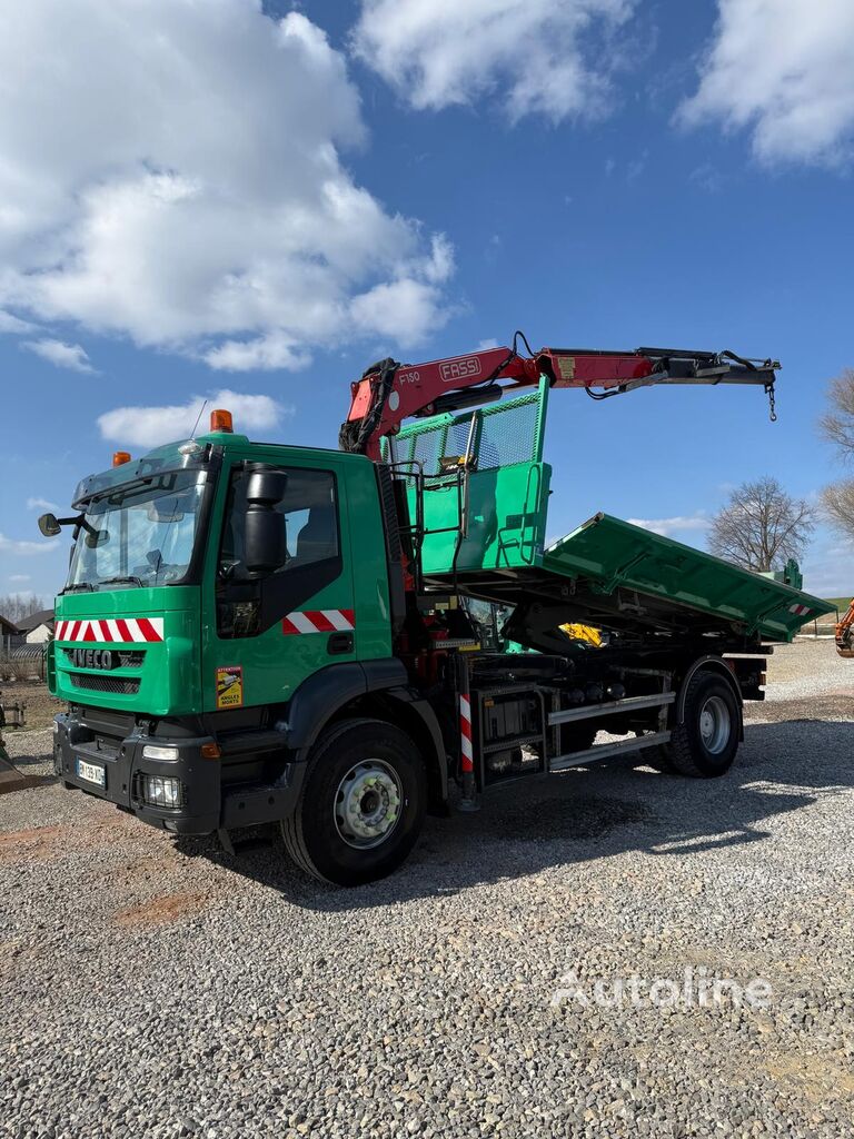 IVECO Trakker 310 kiper