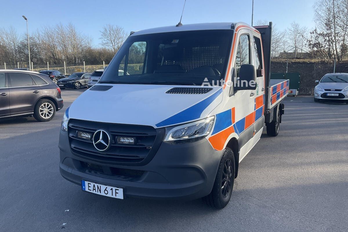 Prodaje se Mercedes-Benz Sprinter kamion s ravnom platformom < 3.5t na aukciji