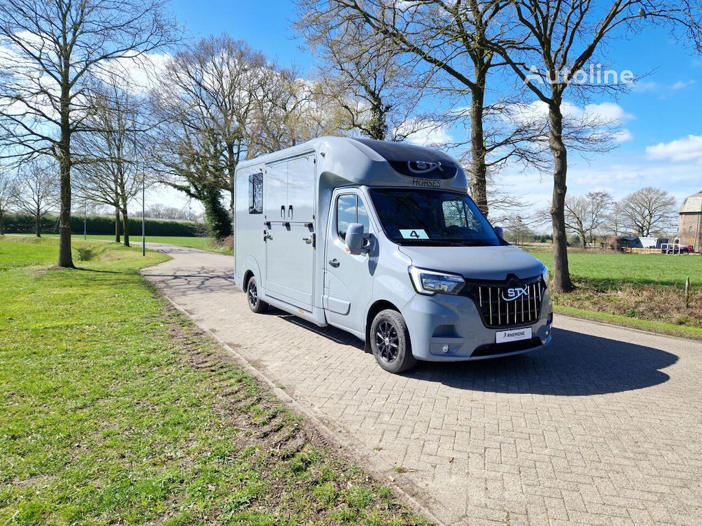 Renault Master vozilo za prevoz konja