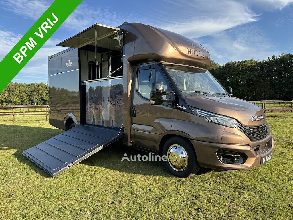 IVECO Daily 2-paards paardenvrachtwagen LIVING vozilo za prevoz konja