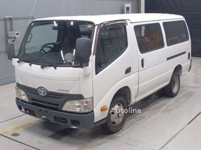 Toyota DYNA minibus furgon