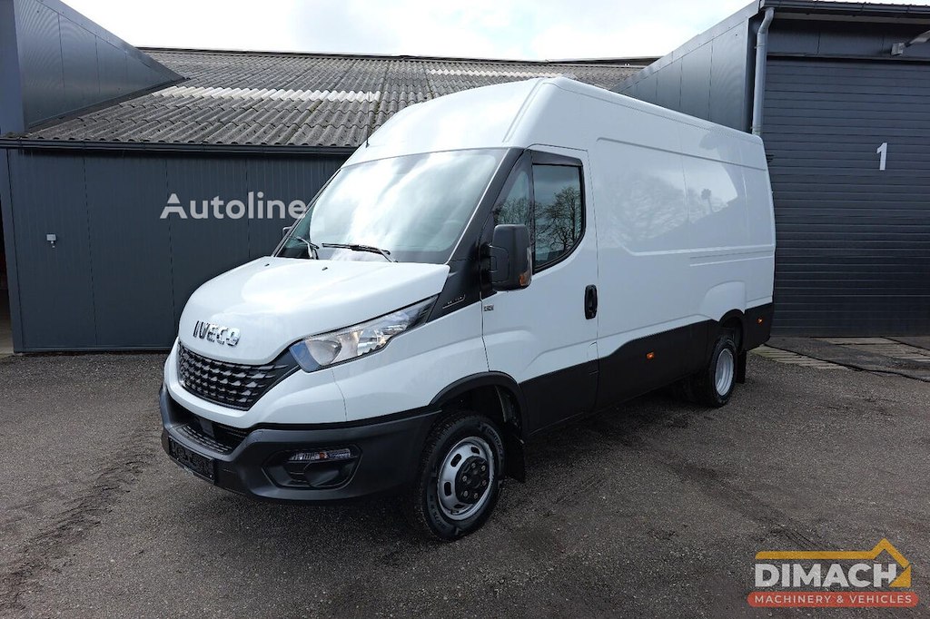 IVECO Daily 35C14 35C14 Daily - towbar - 60,000 km - L2H2 - camera - l minibus furgon