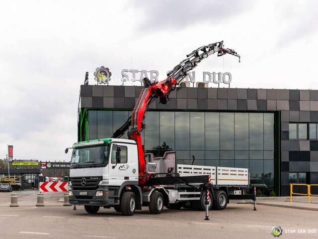 Mercedes-Benz Actros 3244 8x4 FASSI F600AXP 26 Crane Fly JIb kamion s ravnom platformom