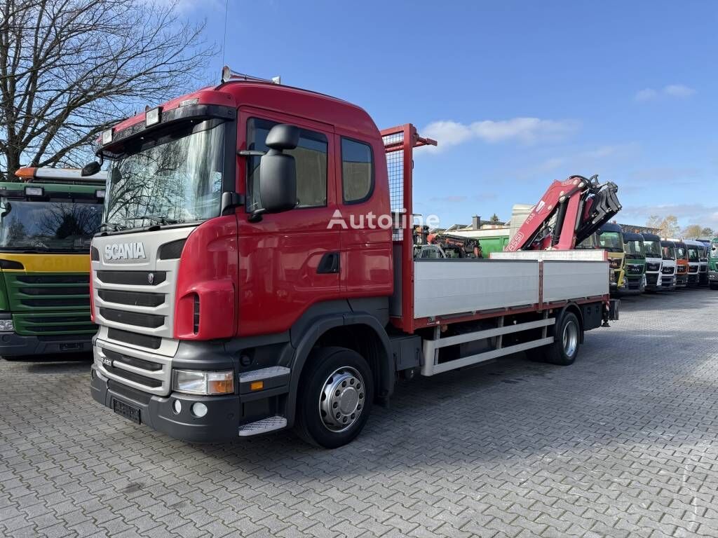 Scania R420 Montagekran Fassi 135 bis 23 Meter kamion s ravnom platformom