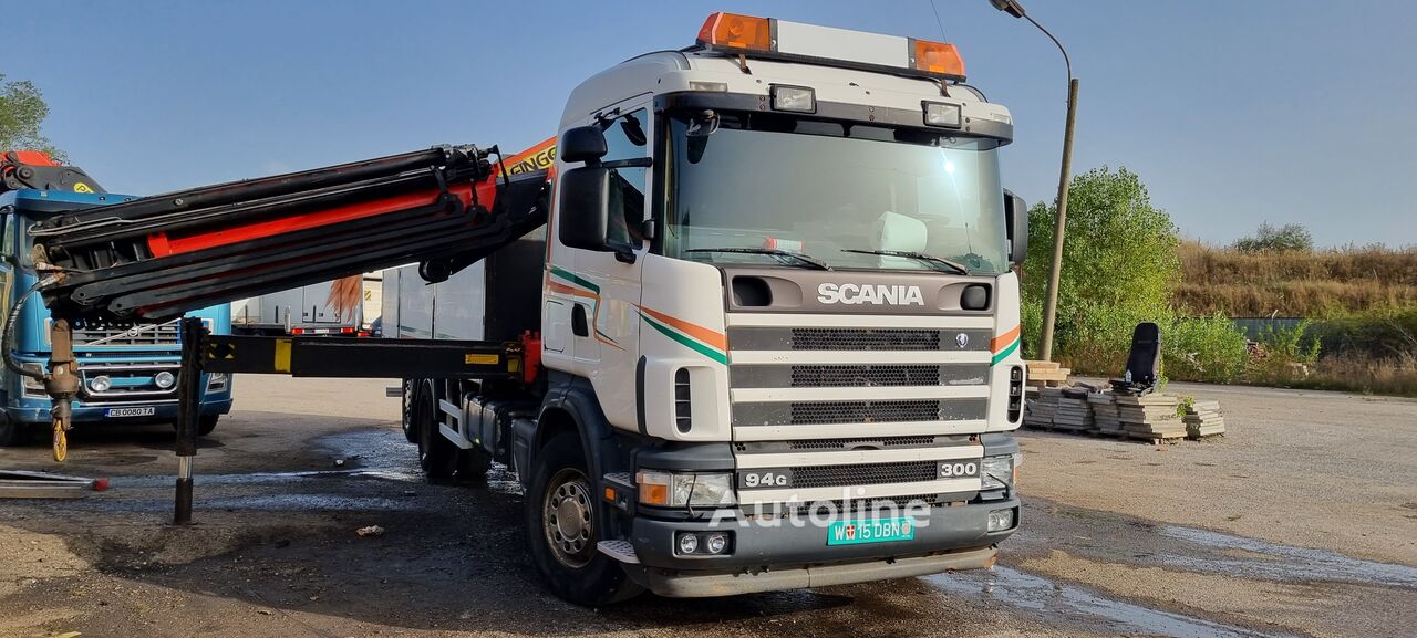 Scania P94 kamion s ravnom platformom