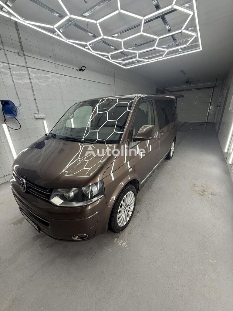 Volkswagen MULTIVAN putnički minibus