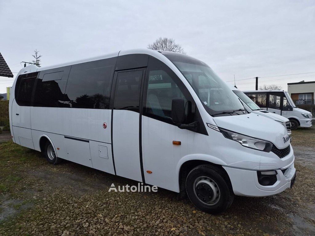 IVECO Unvi Compa Daily putnički minibus