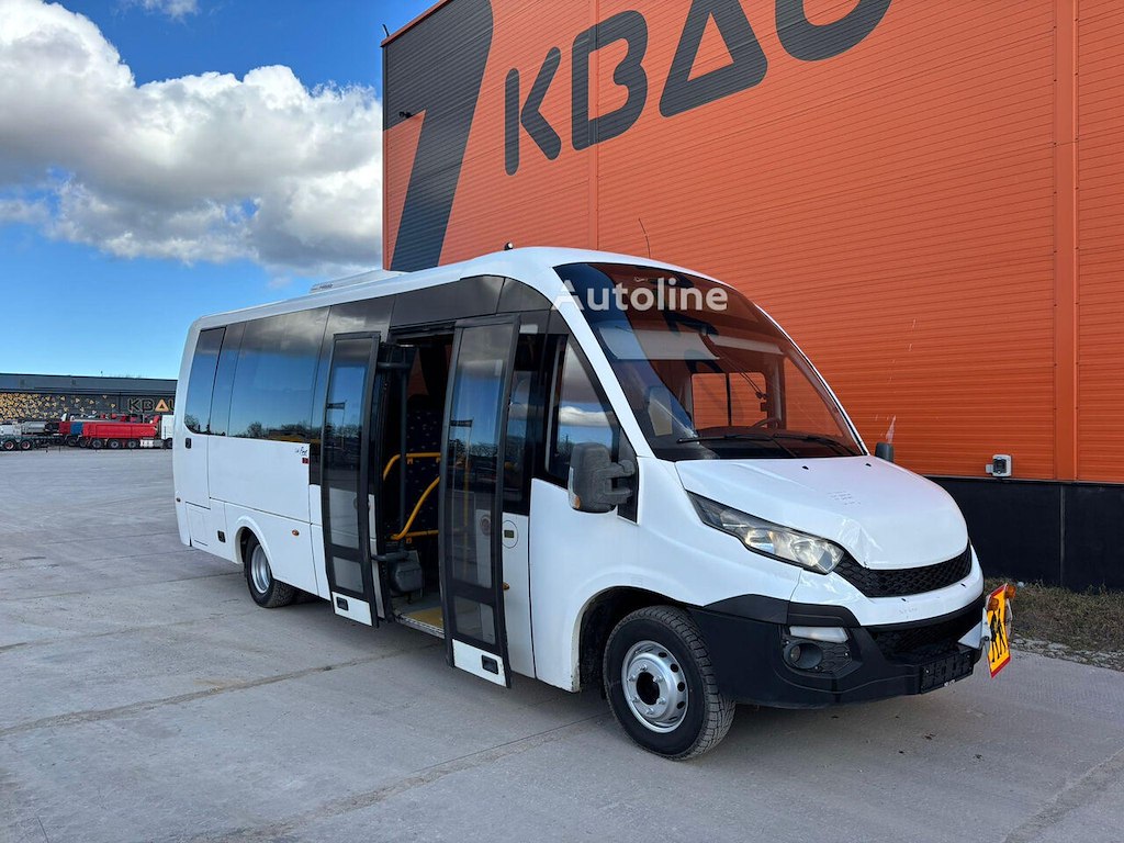IVECO Rosero 23 SEATS / AC / AUXILIARY HEATER putnički minibus