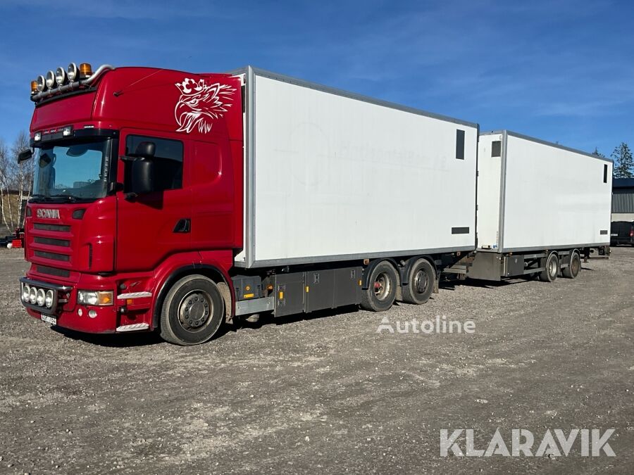 Prodaje se Scania R500L kamion furgon na aukciji + prikolica furgon