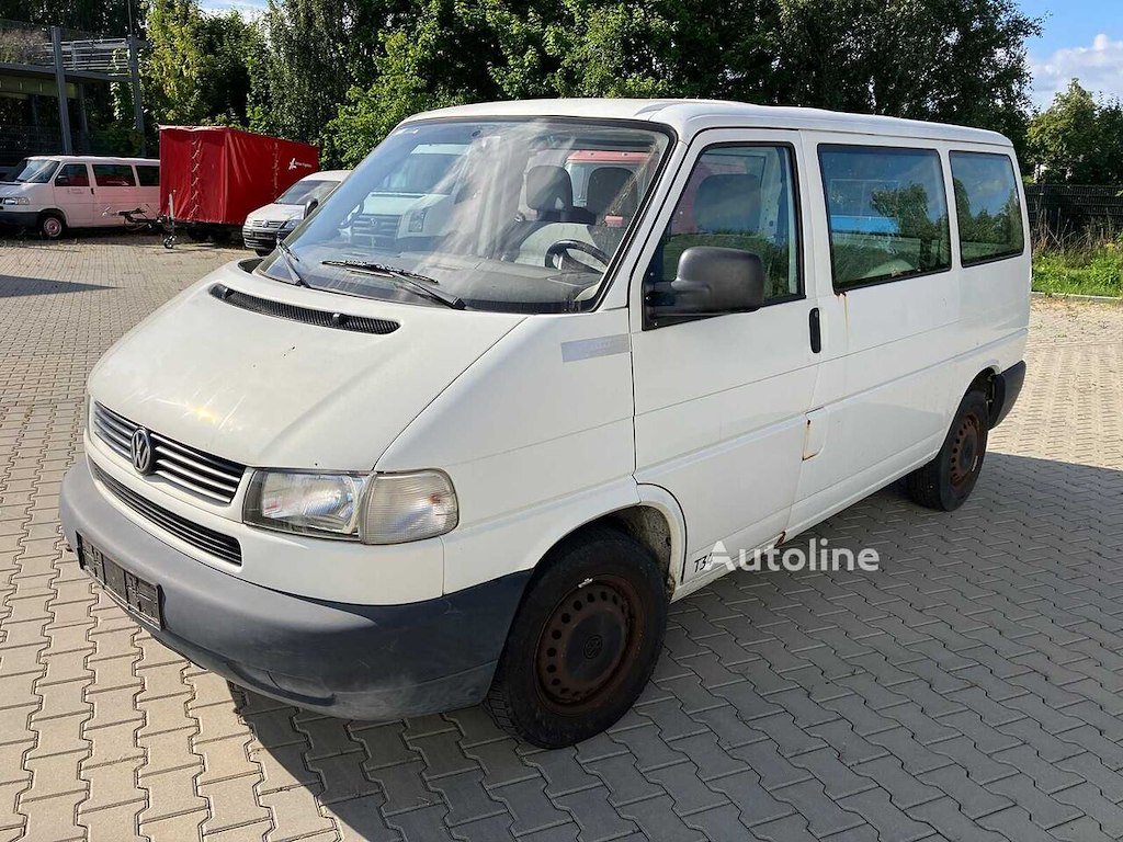 Prodaje se Volkswagen T4 kombi minibus na aukciji