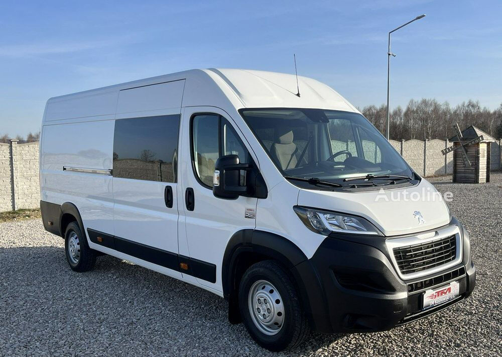 Peugeot Boxer kombi minibus