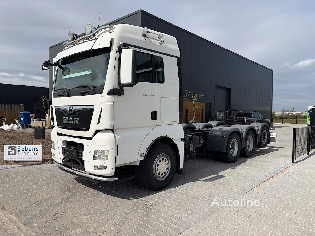 MAN TGX 35.500 8x4 chassis, retarder, steering+lift, euro 6 kamion šasija