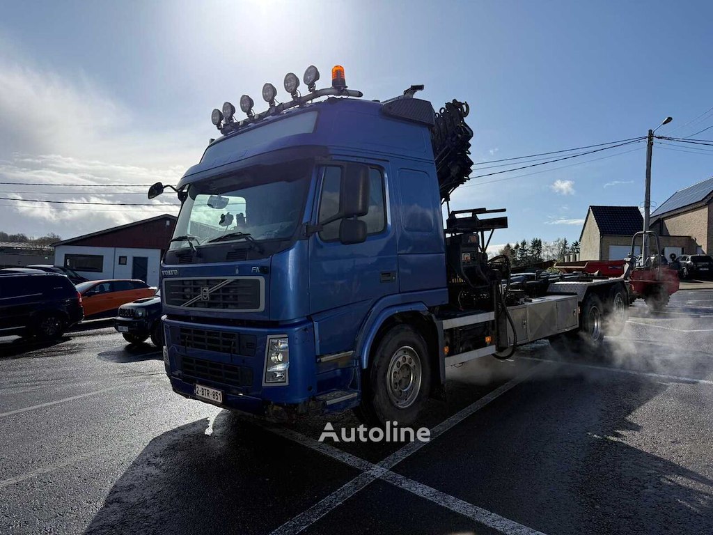 Prodaje se Volvo FM440 Lève-container hiab les 21t rol kiper sa kukom na aukciji