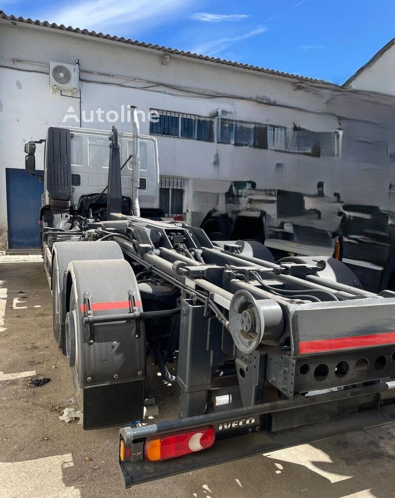 IVECO Stralis A260 kamion rol kiper