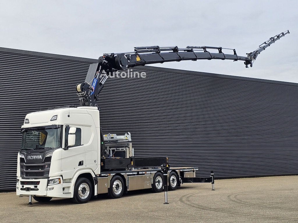 Scania R590 V8 / 8x2 / HMF 9520 + JIB + LIER / TREKKER - BAKWAGEN kamion platforma