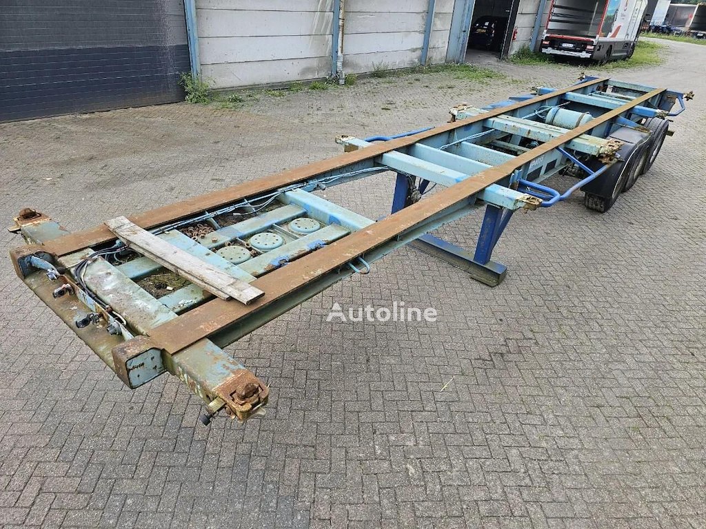 Fruehauf Steel Fruehauf Container Chassis – 3 Axles – Drum Brakes – Leaf poluprikolica za prevoz kontejnera