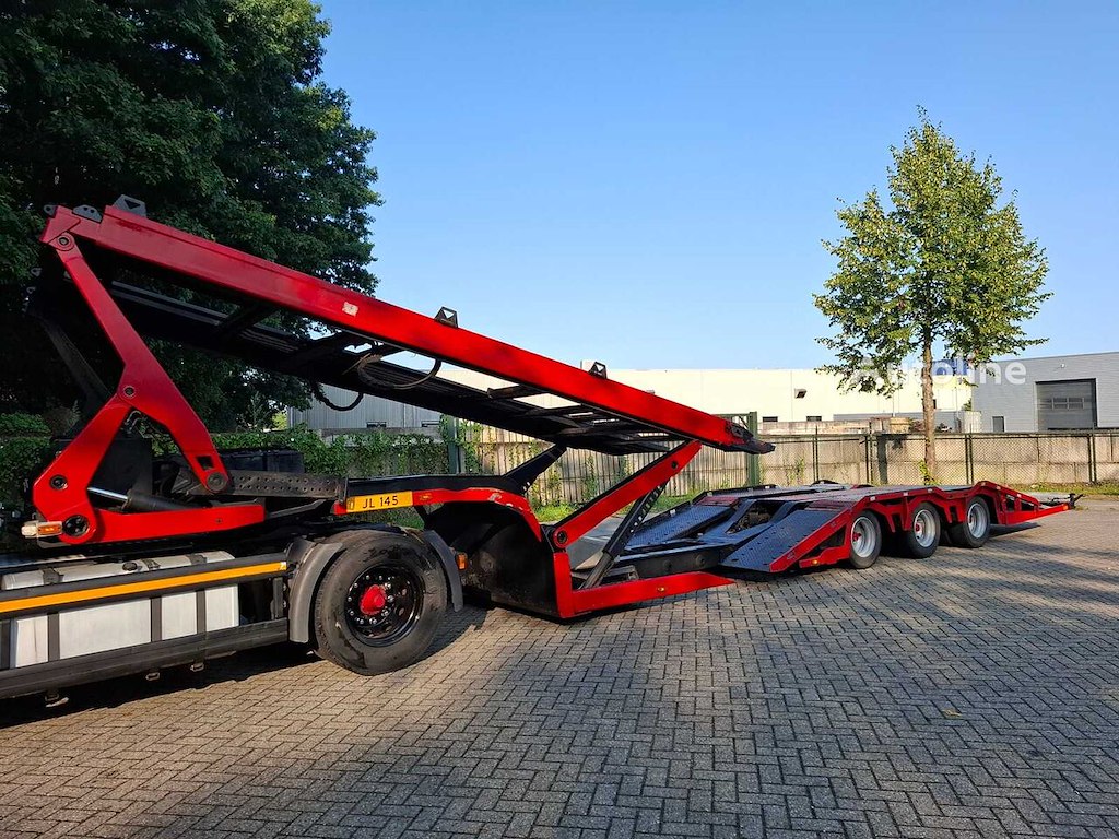 Prodaje se Lohr Truck and machine transporter poluprikolicu autotransportera na aukciji