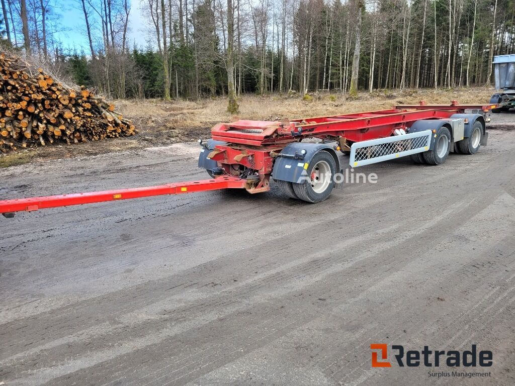 Prodaje se MST Släpvagn Lastväxlarsläp med tipp 3-axligt MJÖLBYSLÄPET MST prikolicu za kontejnere na aukciji