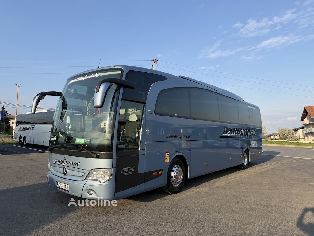 Mercedes-Benz Travego 15RHD turistički autobus