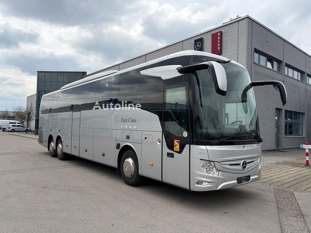Mercedes-Benz Tourismo 16 RHD turistički autobus