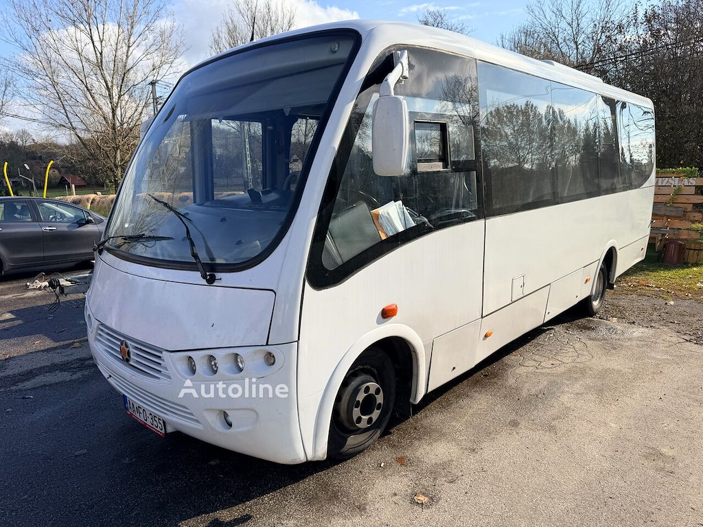 IVECO Marcopolo turistički autobus