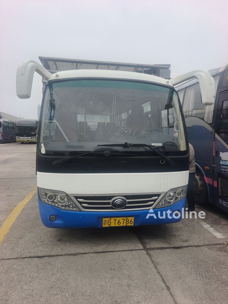Yutong ZK6729 prigradski autobus