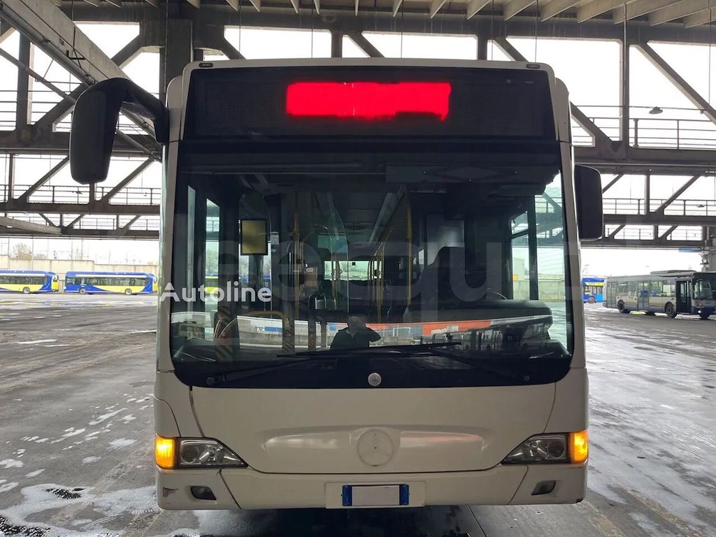Mercedes-Benz Citaro prigradski autobus