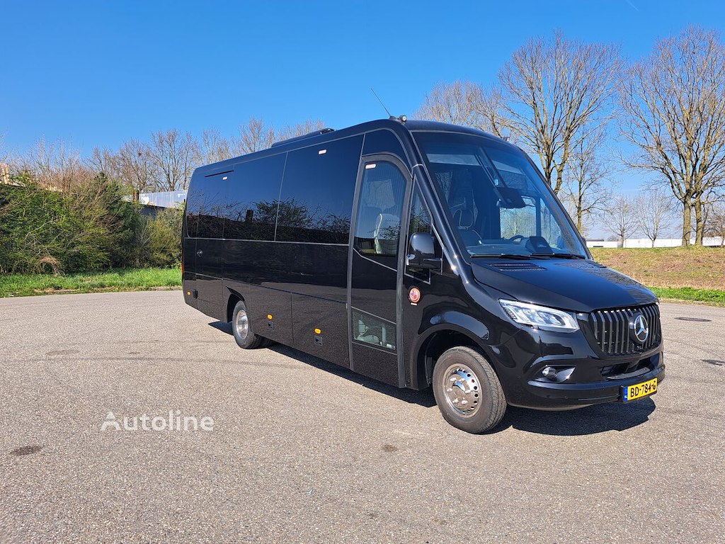 Novi Mercedes-Benz Sprinter 519 prigradski autobus