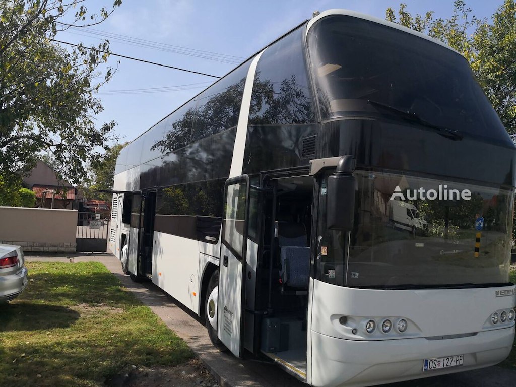 Neoplan Skyliner P dvospratni autobus