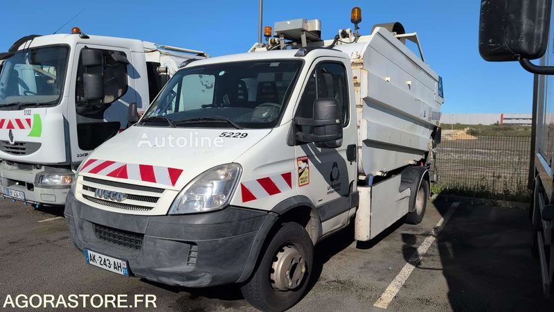 Prodaje se IVECO 65C14G kamion za smeće na aukciji