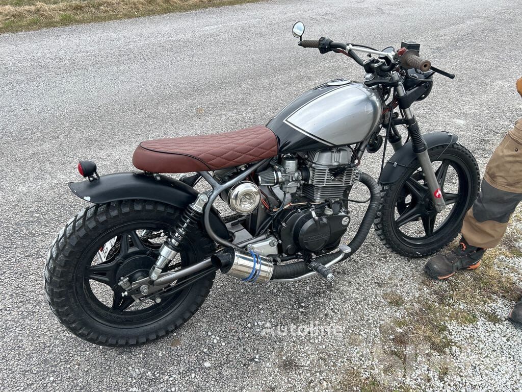 Prodaje se Honda CM 400 T NC 01 motocikl na aukciji