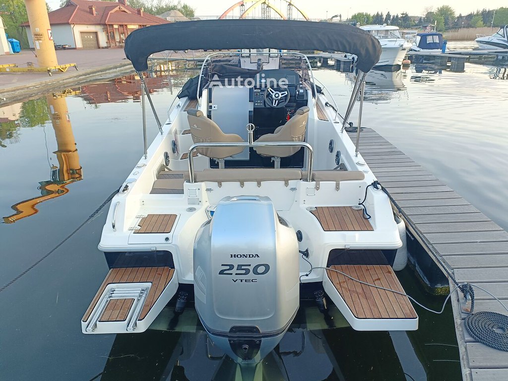 Yamaha ATLANTIC MARINE SUN CRUISER 730 Prestige motorna jahta