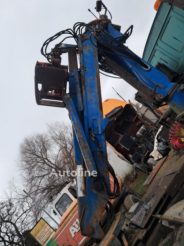 Oso Ostroj autodizalica s kranom