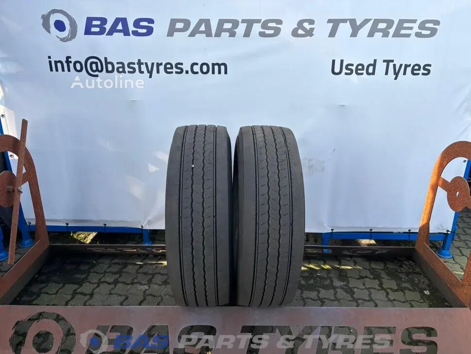 Continental Continental 315/70R22.5 Hybrid HS3+ used set guma za kamione