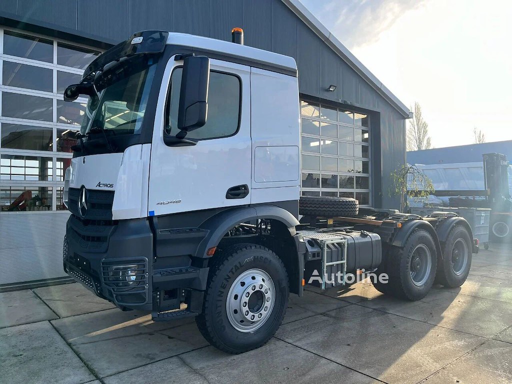 Novi Mercedes-Benz Actros 4048 S 6x4 Tractor Head tegljač