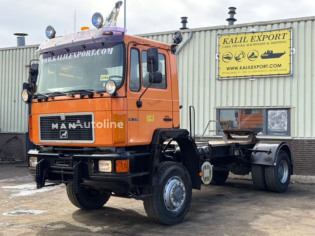 MAN 19.372 Tractor Kipper 4x4 Big Axle Full Steel Suspension Good Co tegljač
