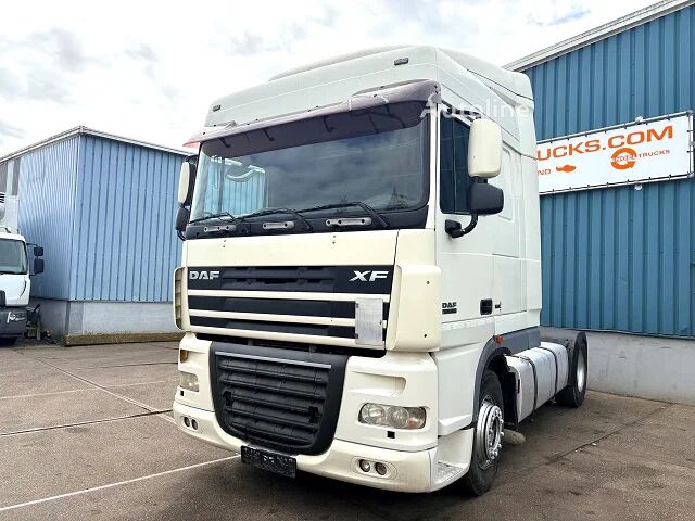 DAF XF 105.460 SPACECAB (EURO 5 / ZF16 MANUAL GEARBOX / MX-BRAKE / 2 tegljač