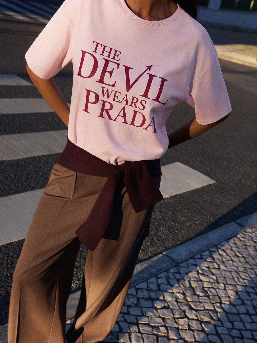 LADIES` T-SHIRT