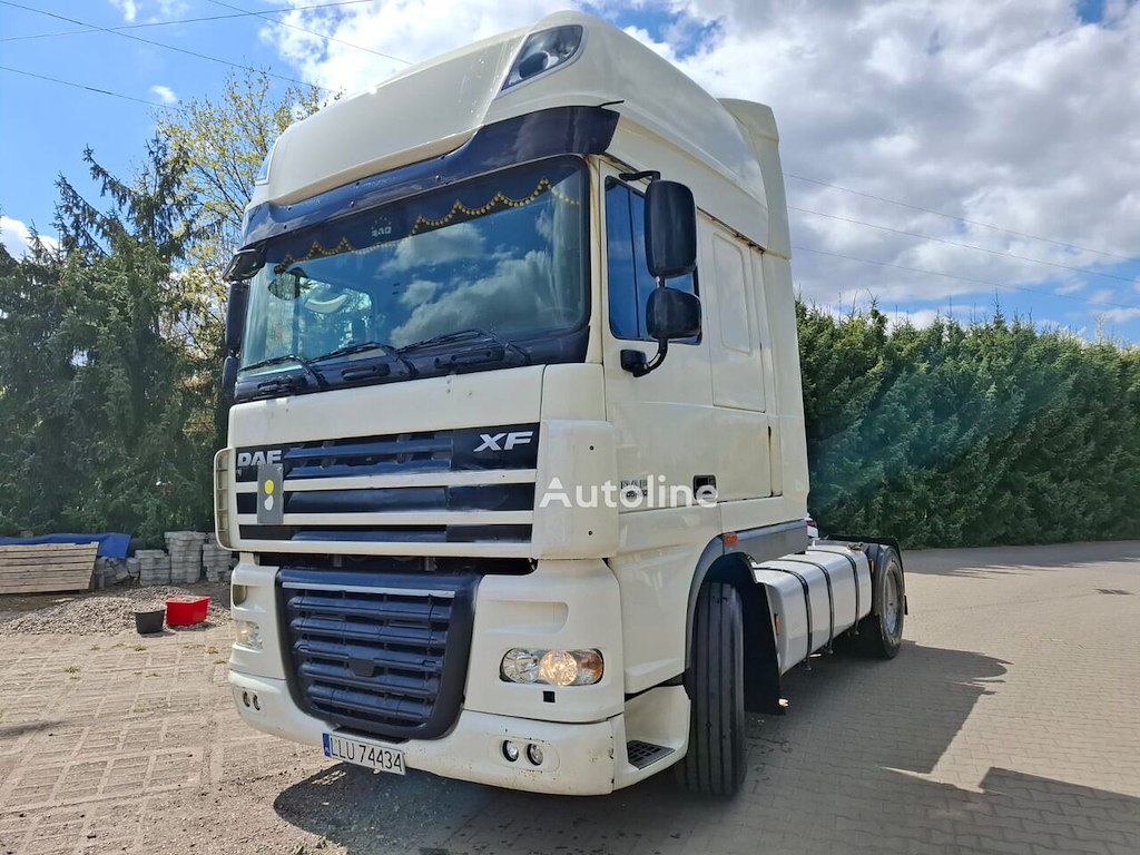 DAF XF 105 460 tegljač