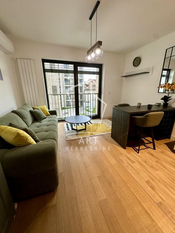 Luks, namešten stan u Viva Residence ID#14636
550 €