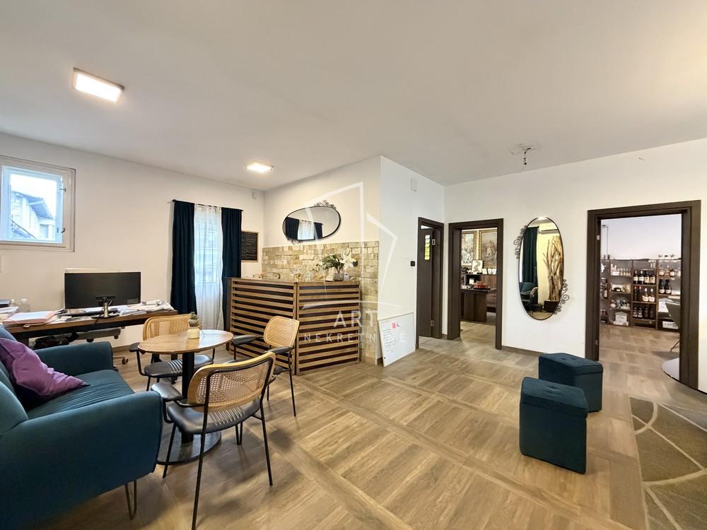 Idealno za poslovni prostor, 98m2 ID#14627
2.000 €